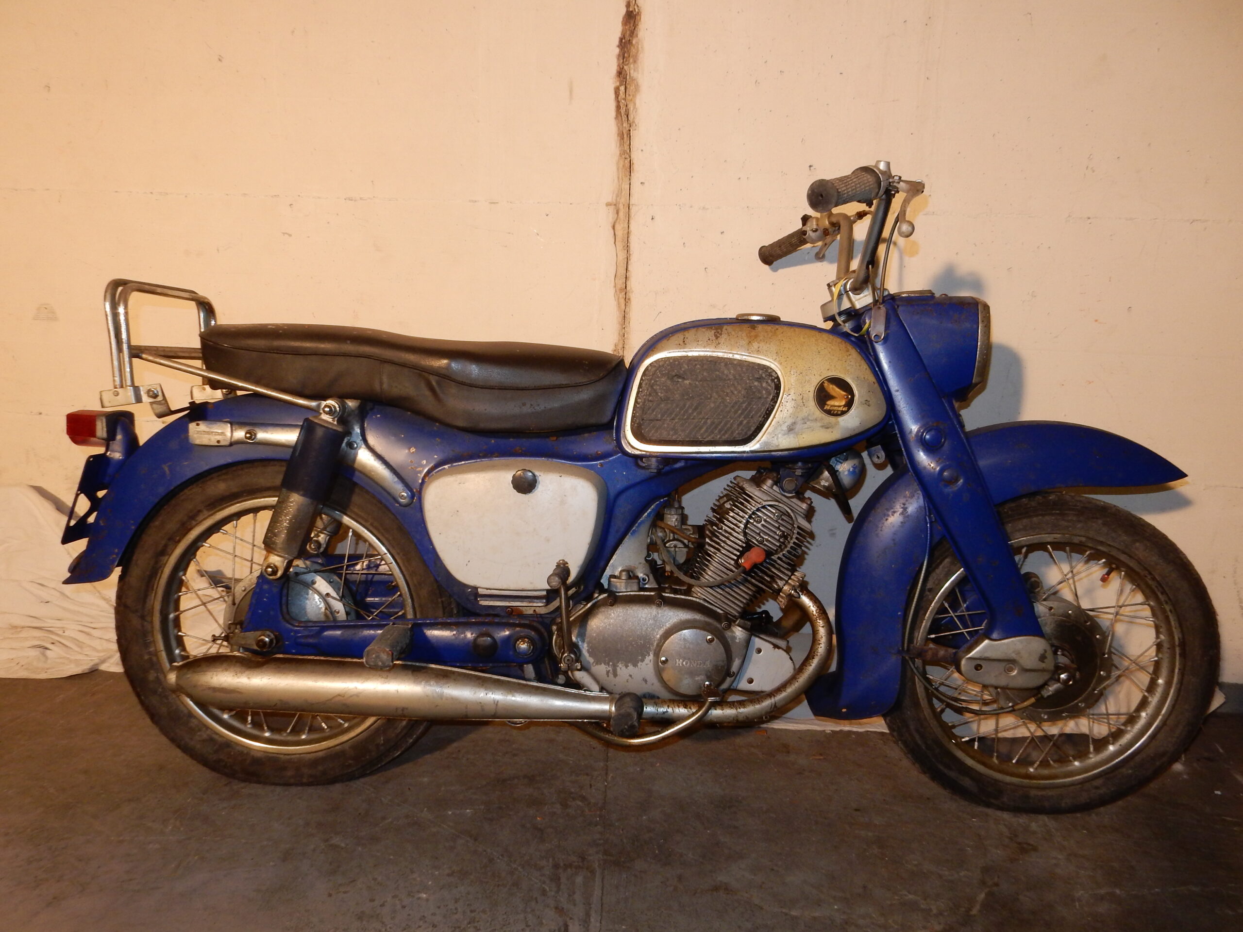 1964 001 Honda C92 Jg. 1964 – Ernst Greutert