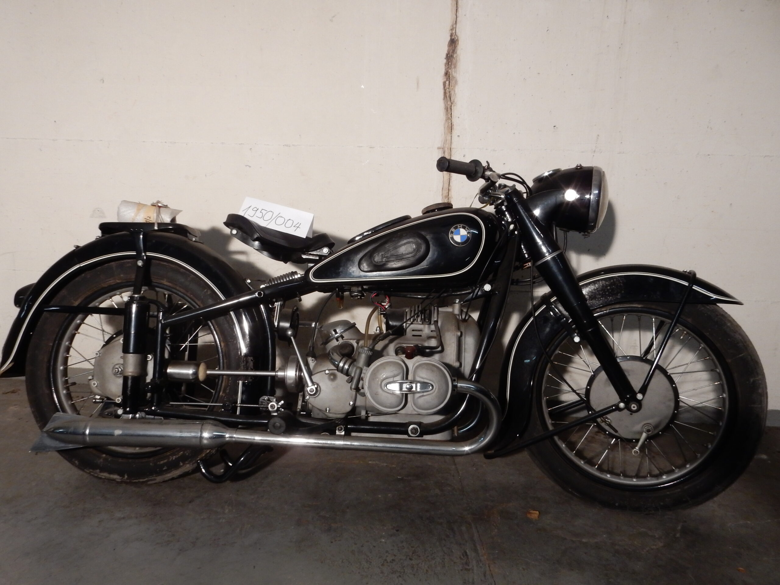 1950 004 BMW R51/2 Jg. 1950 – Ernst Greutert